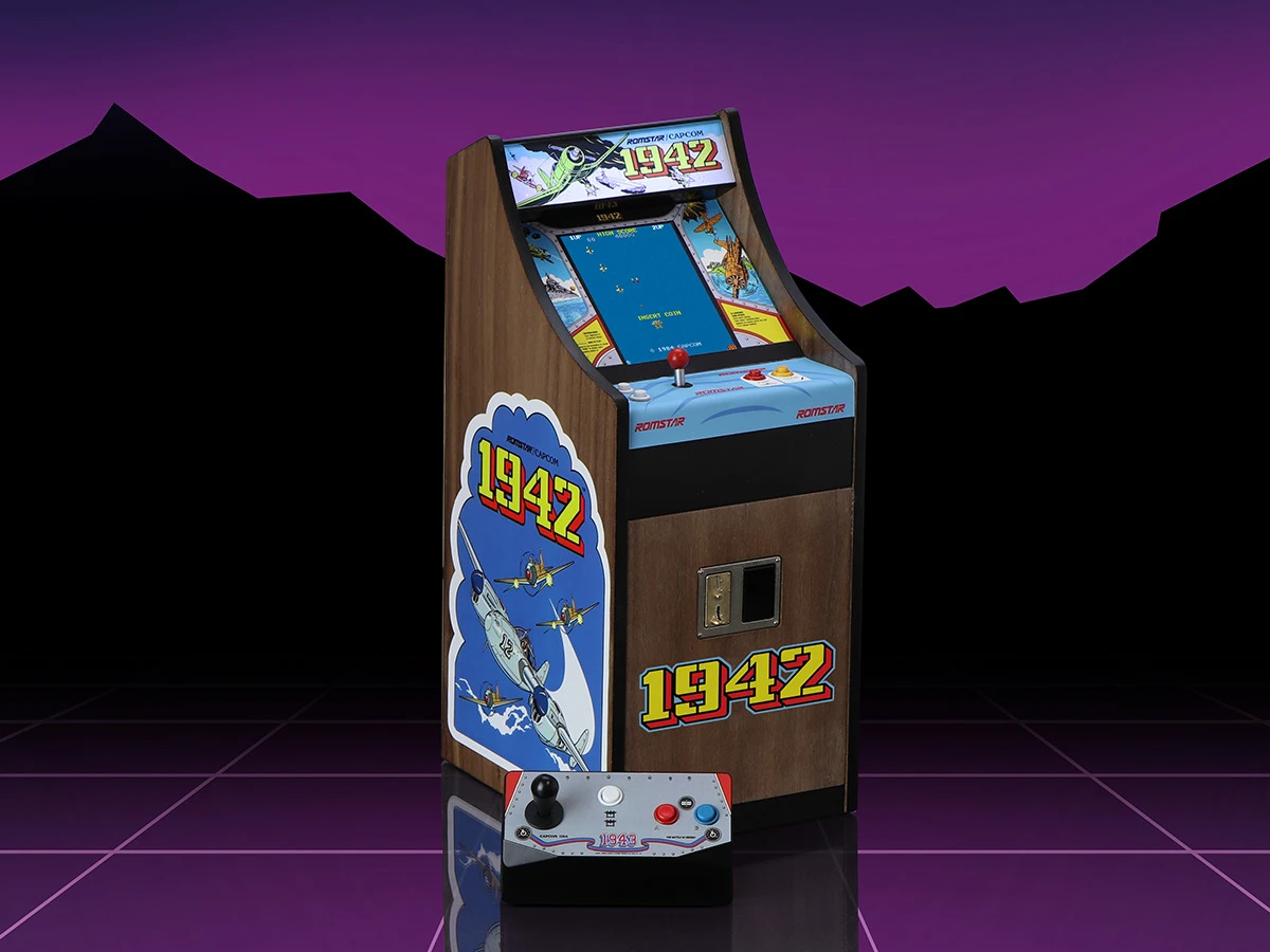 New Wave Toys 1942 & 1943 RepliCade 1/6 Scale Arcade Machines